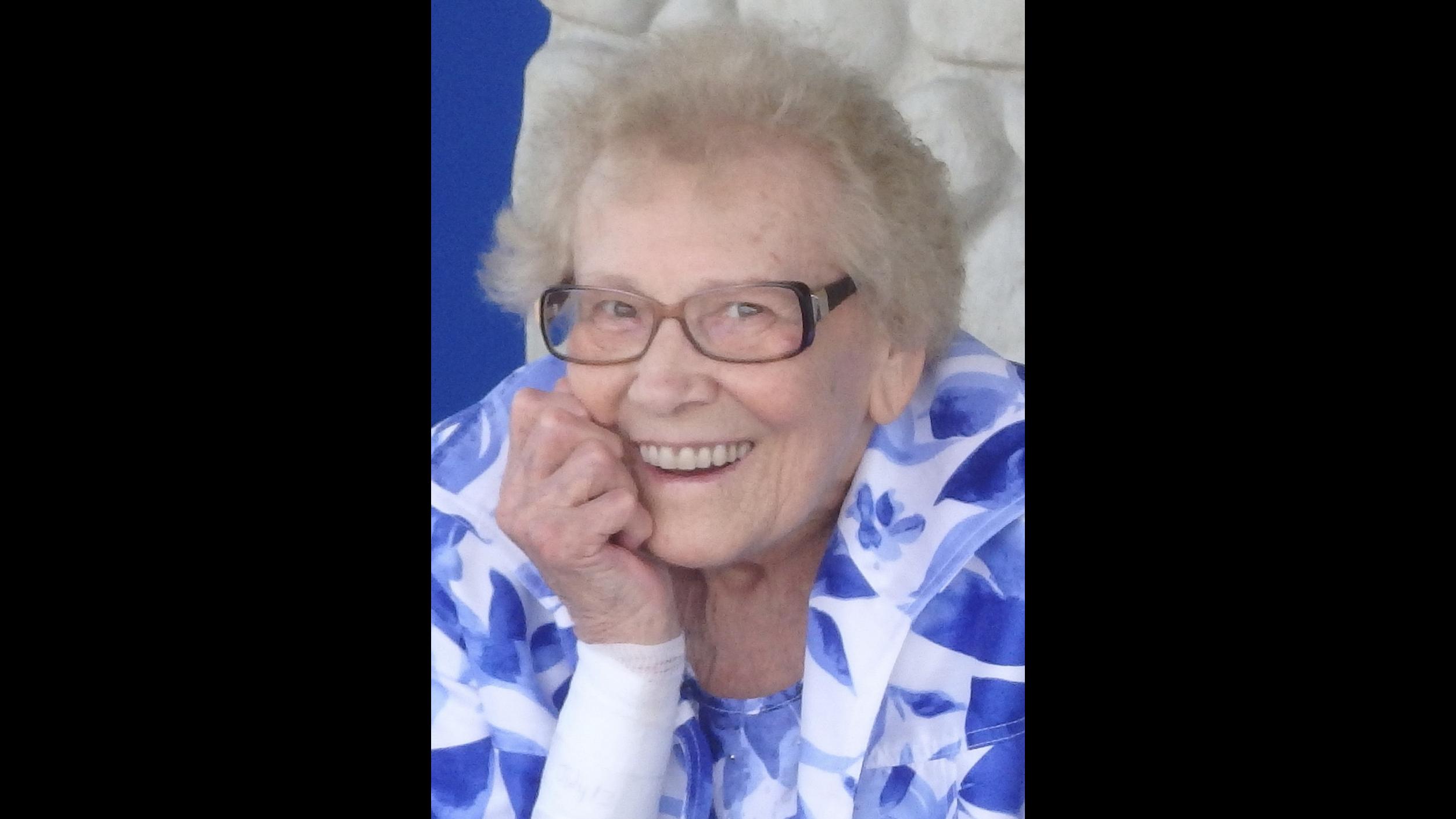 Mary Lowen - 1932 - 2022 - Southland Funeral Chapel - Taber, Alberta