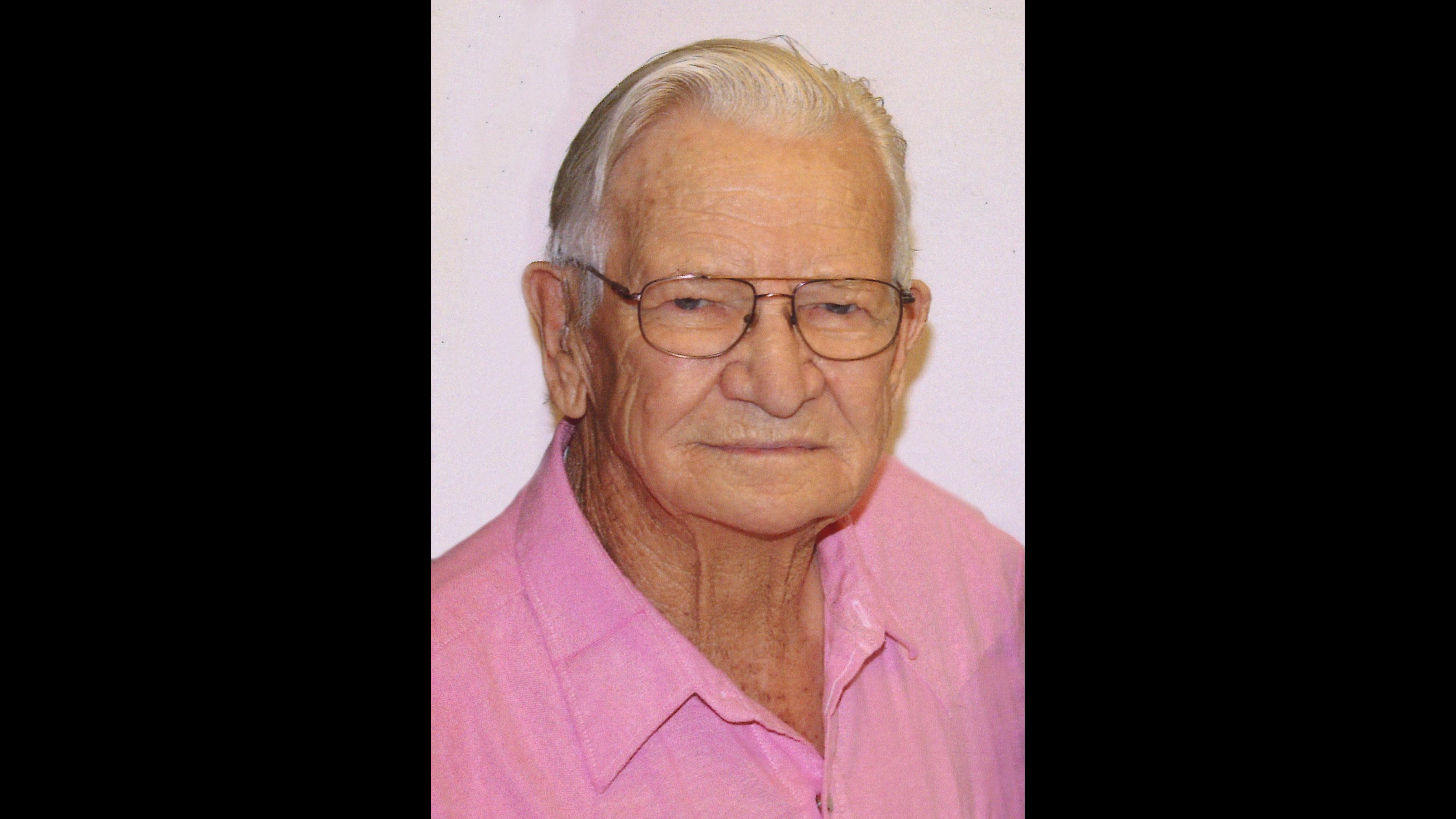 Henry Unruh - 1933 - 2019 - Southland Funeral Chapel - Taber, Alberta
