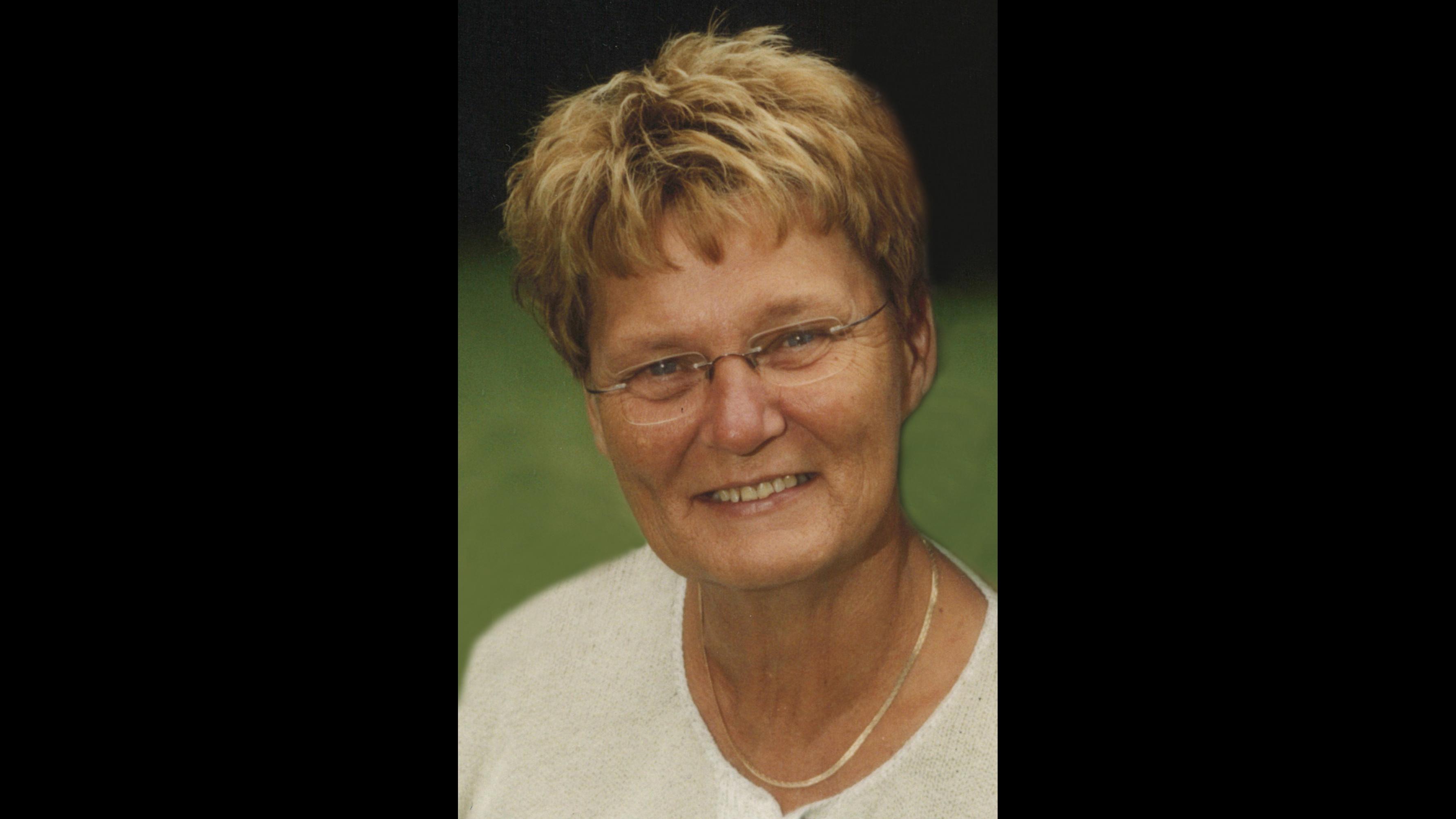 Jean Bullock - 1945 - 2020 - Southland Funeral Chapel - Taber, Alberta