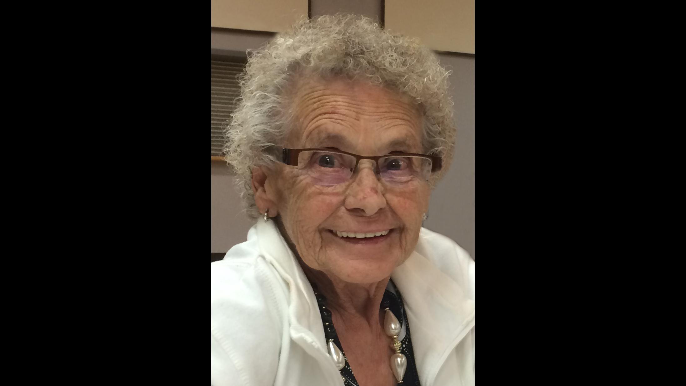 Violet Ell - 1935 - 2020 - Southland Funeral Chapel - Taber, Alberta